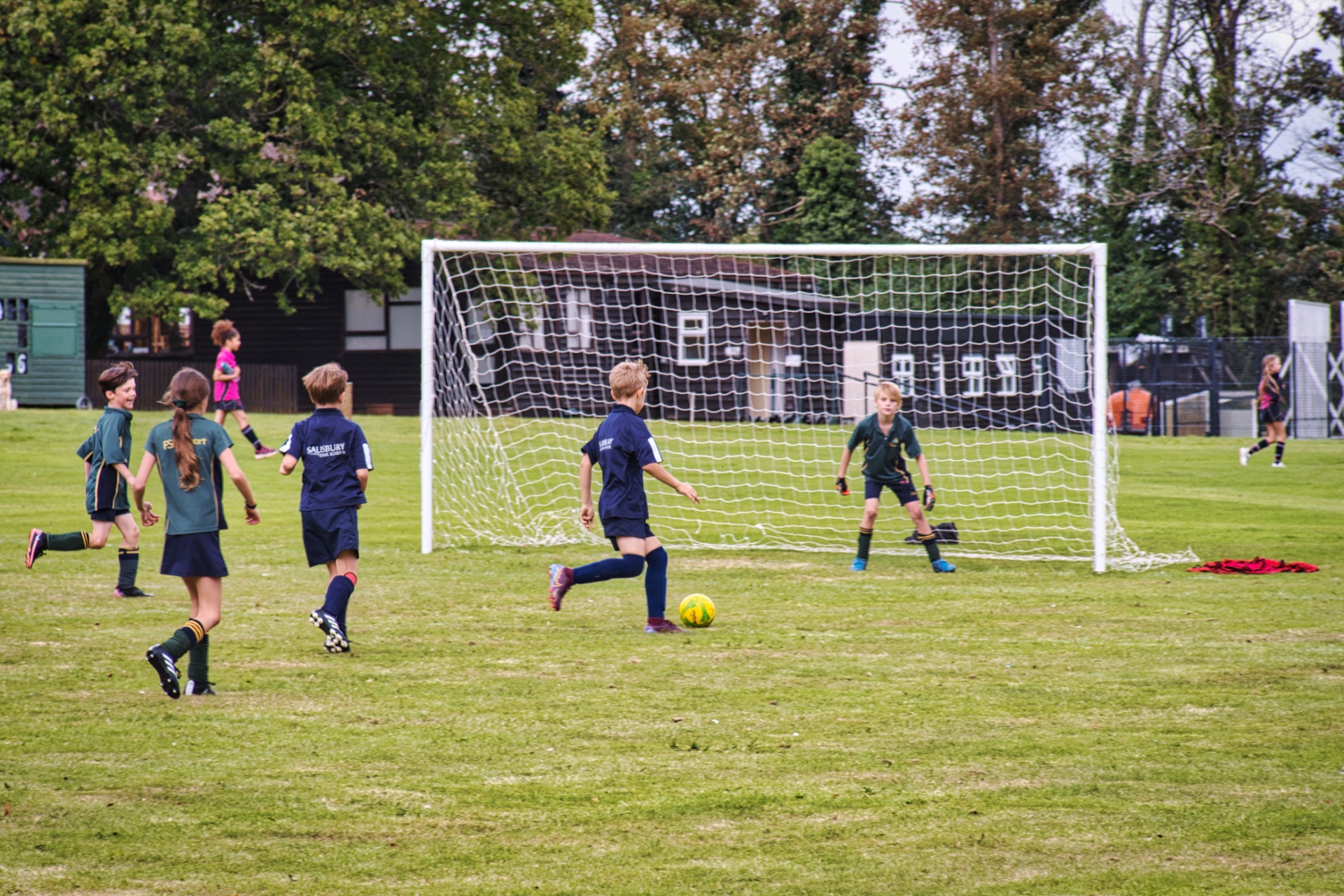 Amazing Day for our U8s and U9s Football Festival - Forres Sandle Manor